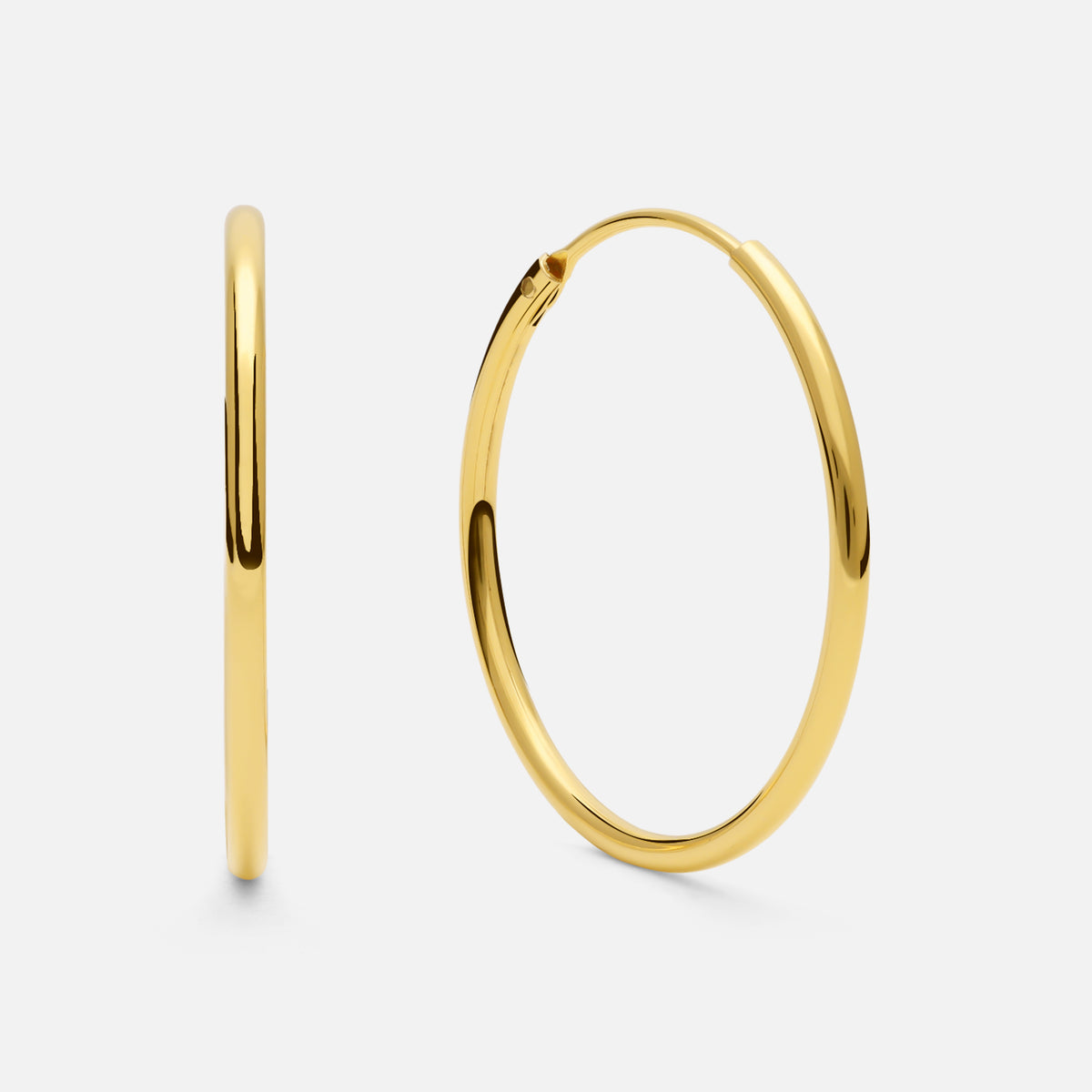 Thin Large Hoops in 18K Gold Vermeil | Ash & Harry